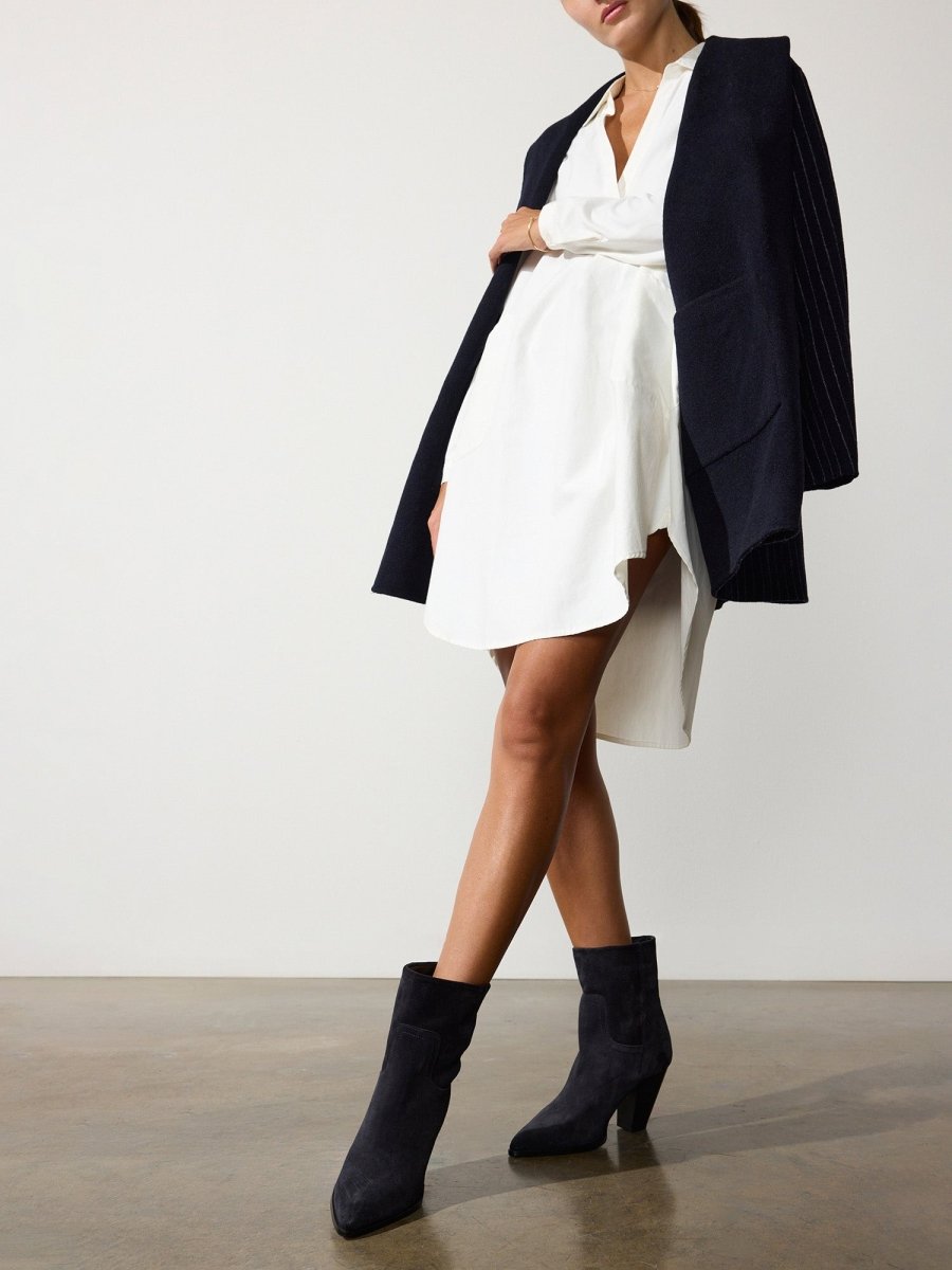 Tailored Elegance - Classic Women's Clothing - Brochu Walker