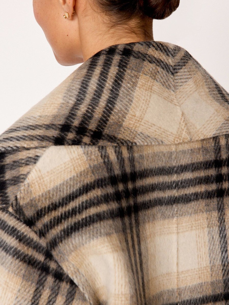 Women's Finley Plaid Coat in Heritage Plaid | Brochu Walker