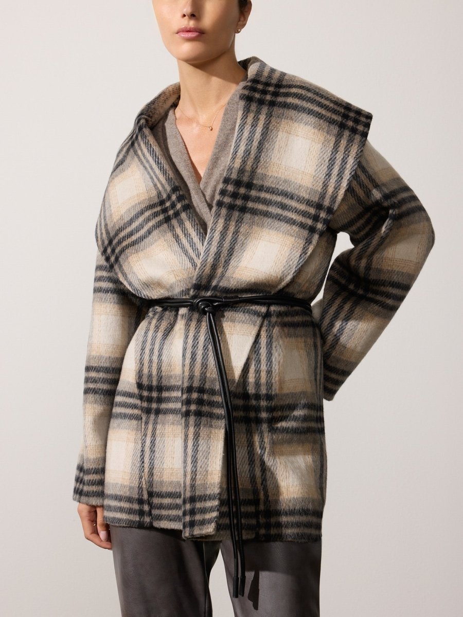 Women's Finley Plaid Coat in Heritage Plaid | Brochu Walker