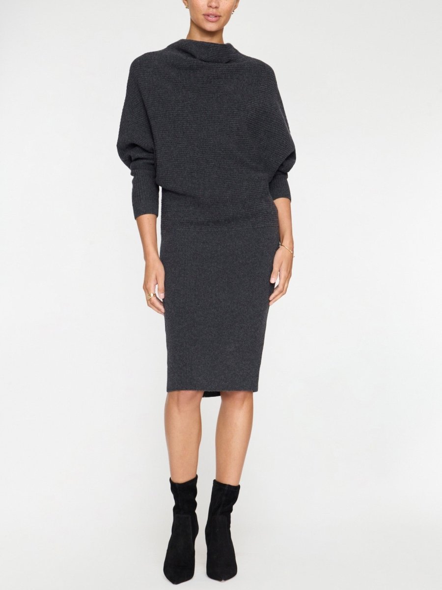 Designer Women's Clothing - Timeless Fashion - Brochu Walker