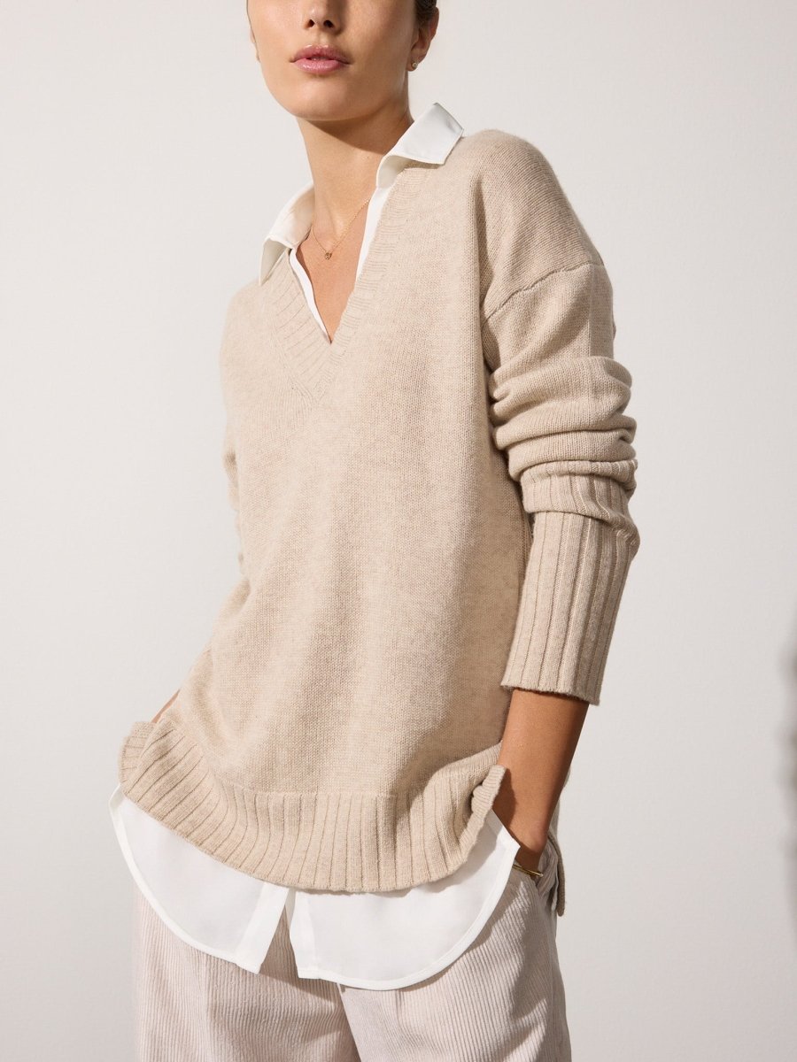 Women's Tatum Layered V Neck Looker in Dune Mélange with White | Brochu ...