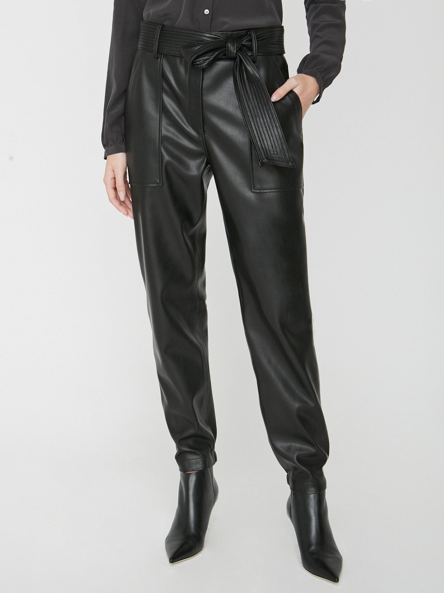 The Signature Collection – Brochu Walker